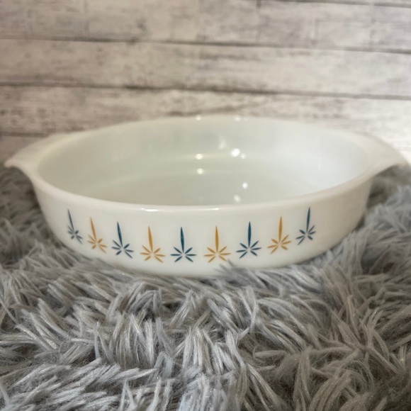 Fire King | Kitchen | Vintage Fire King Starburst 9 Inch Dish | Poshmark